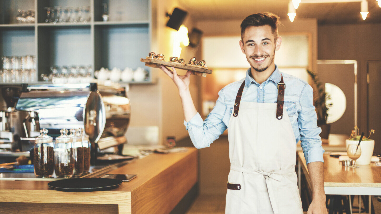 Servicios de Bar y Cafetería (horario de tarde) - Escuela Internacional ...